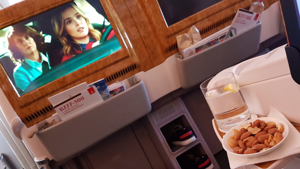 Review of Emirates Business Class - Passport & Palmtree