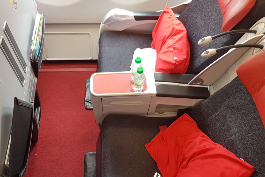 AirAsia Premium Flatbed review - Passport & Palmtree